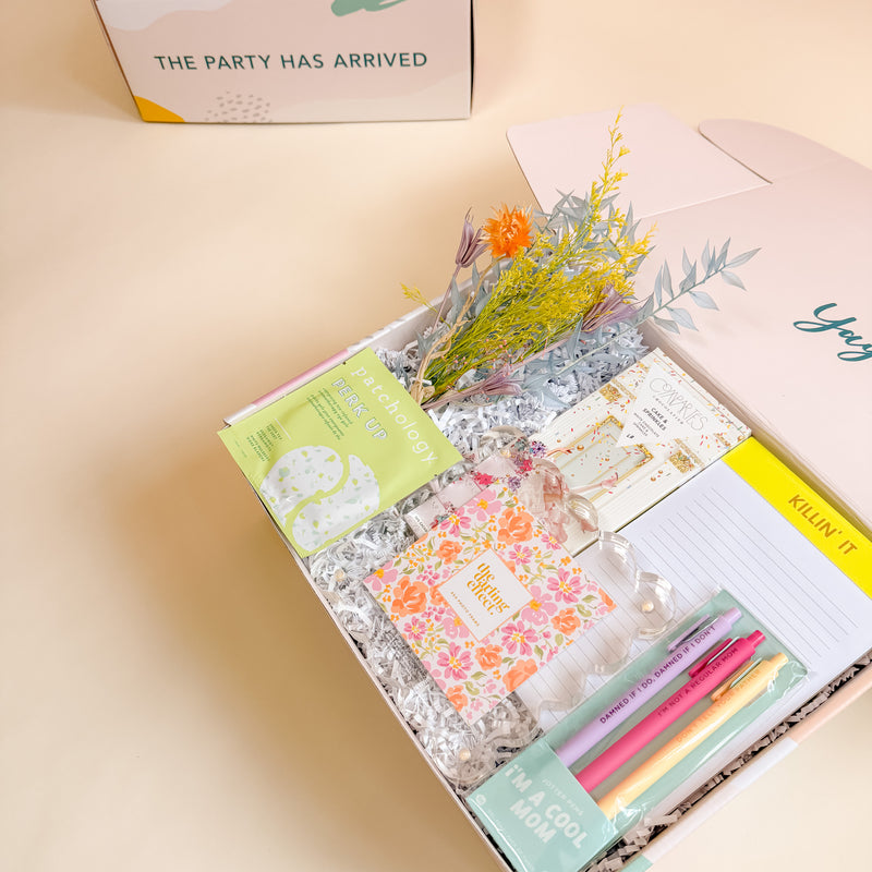 COOL MOM - GIFT BOX – Confetë Gifts